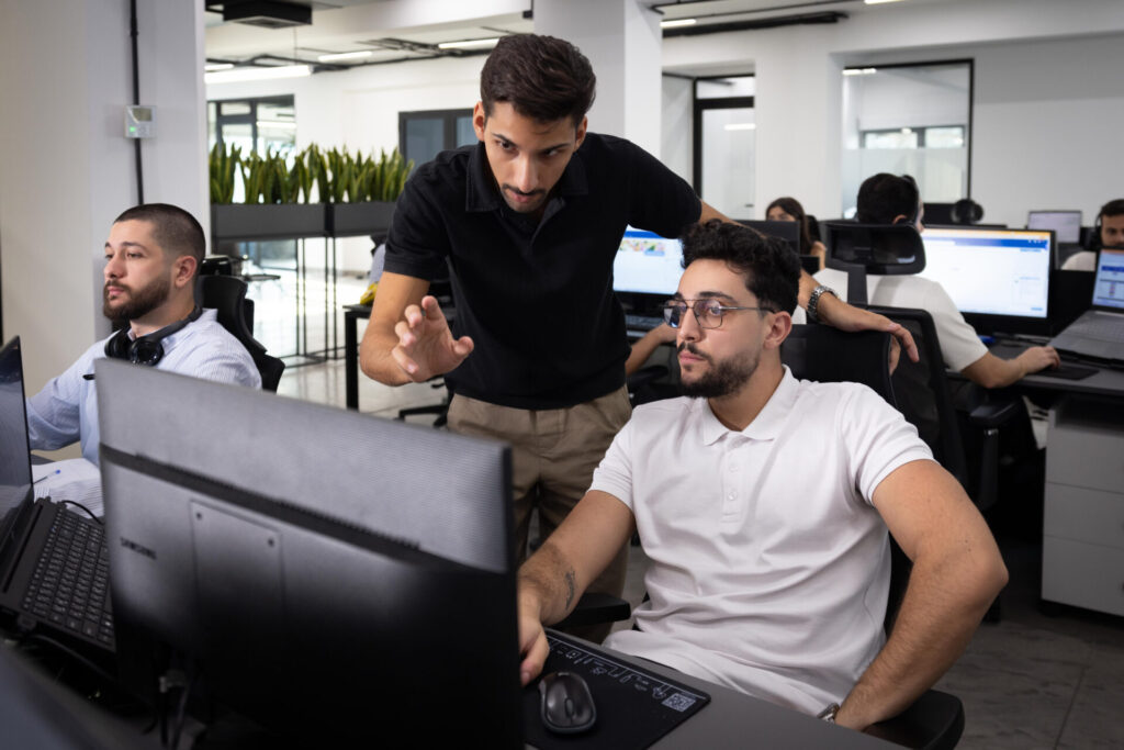 About Infoquest | Expert Network Shaping Better Decisions